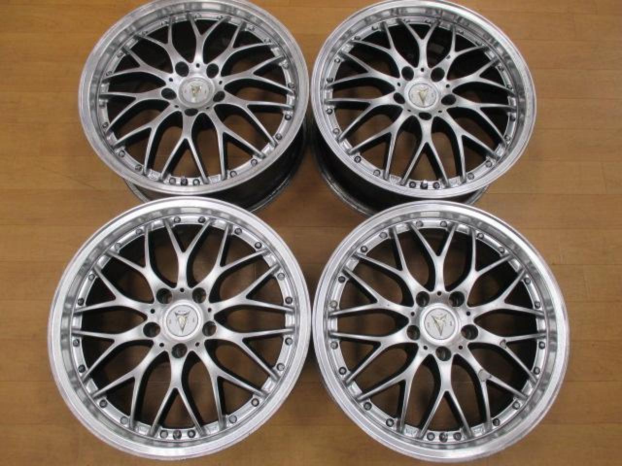 WORK(ワーク) RYVER(レイバー) M009 ハイパーシルバーミラーカット | カー用品 アルミホイール 18インチホイールを通販で購入する | 中古カー＆バイク用品の販売ならアップガレージ