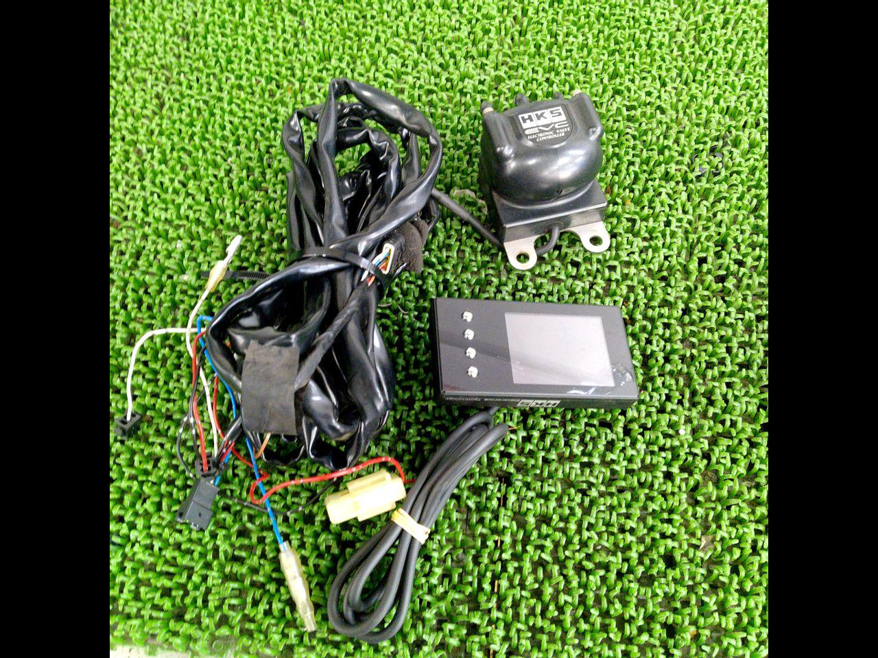 HKS(エッチケーエス)EVC6 IR 2.4【HKS伝統のEVCシリーズ、高機能ブーストコントローラー】 | カー用品 電装系 ブースト ...