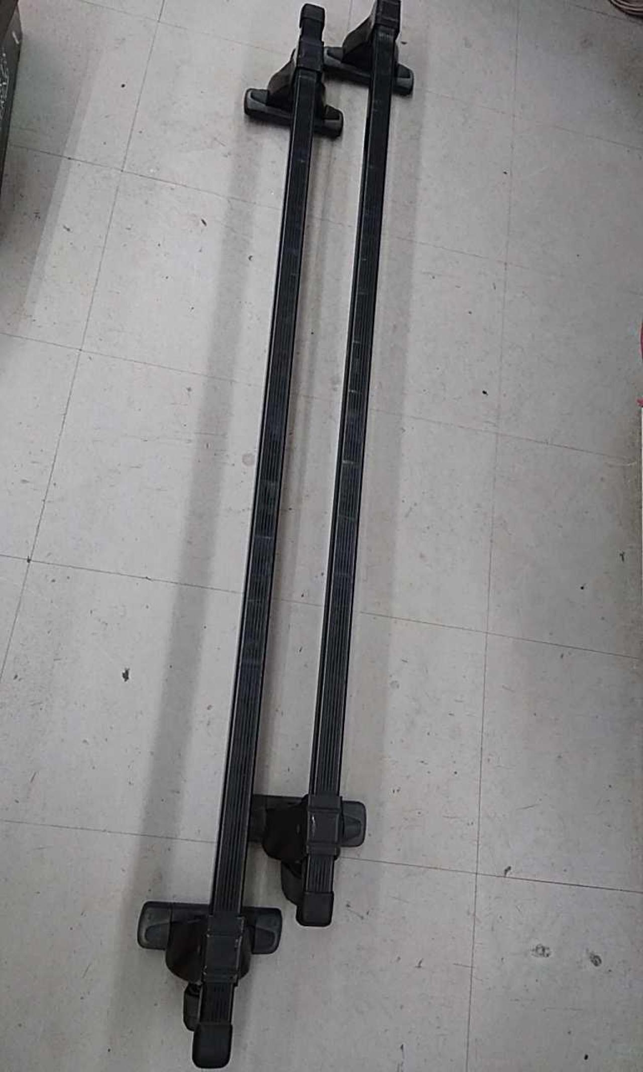 INNO INSUT + K276 SU取付フック + INNO IN-B137 ☆E51/エルグランド☆ | カー用品 キャリアを通販で購入する | 中古カー＆バイク用品の販売ならアップガレージ