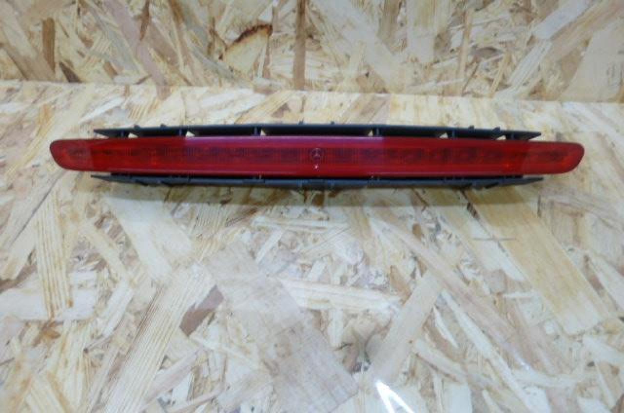 メルセデスベンツ SLK R171/W171 純正ハイマウントストップランプ | カー用品 ボディパーツ その他レンズ関連を通販で購入する ...