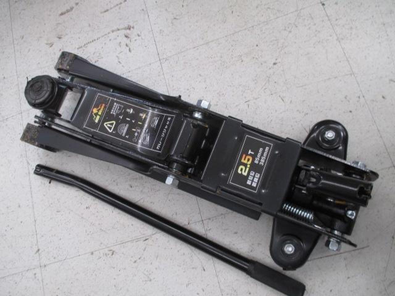 Hill Stone 2.5トンガレージジャッキ e122 | 総合リユース 自動車整備工具 フロアジャッキを通販で購入する | 中古カー＆バイク用品の販売ならアップガレージ