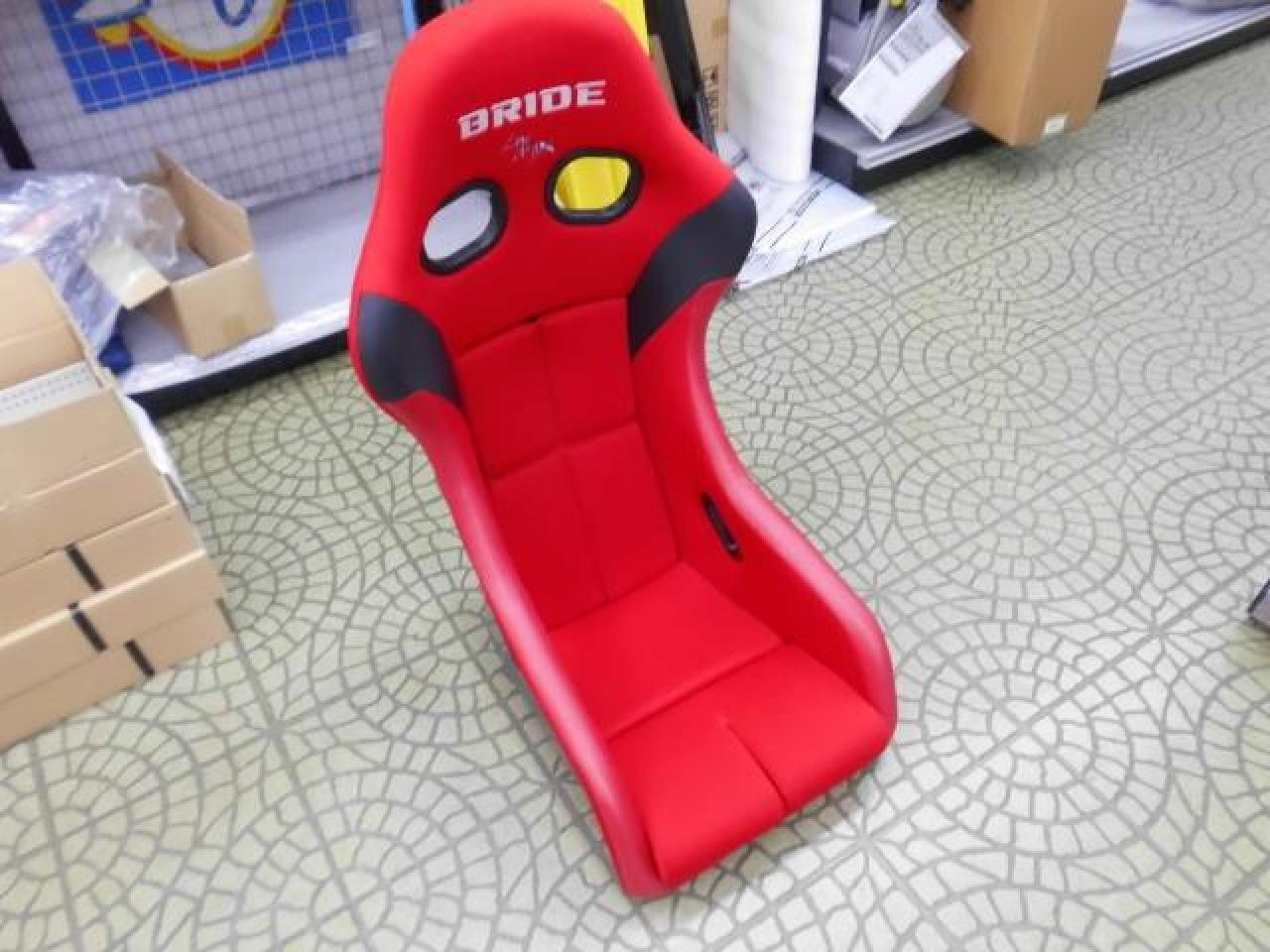 【BRIDE】ZETAⅣ(ZETA4/ジータⅣ/ジータ4) | カー用品 シート フルバケットシート(ブリッド)を通販で購入する | 中古カー ...