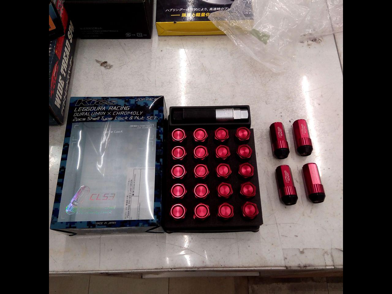 Kics 2ピースナット CL53-11R 20個+4個 計24個 | カー用品 タイヤホイール関連 その他ホイール関連を通販で購入する | 中古カー＆バイク用品の販売ならアップガレージ