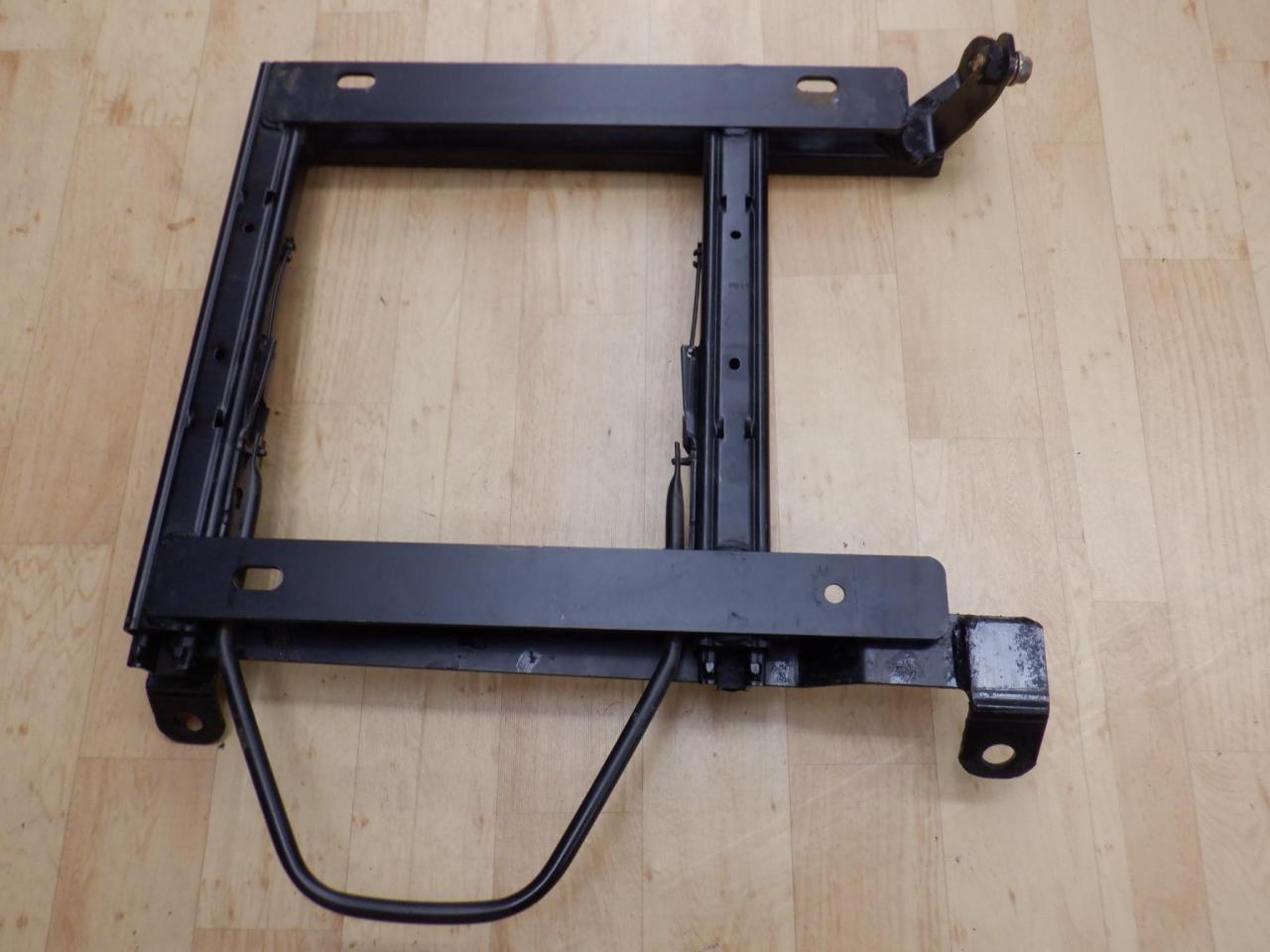 BRIDE シートレール シルビア S13/S14/S15 ･180SX RH(運転席) | カー用品 シート シートレール(ブリッド)の通販 | アップガレージ 中古カー＆バイク用品の買取 ...