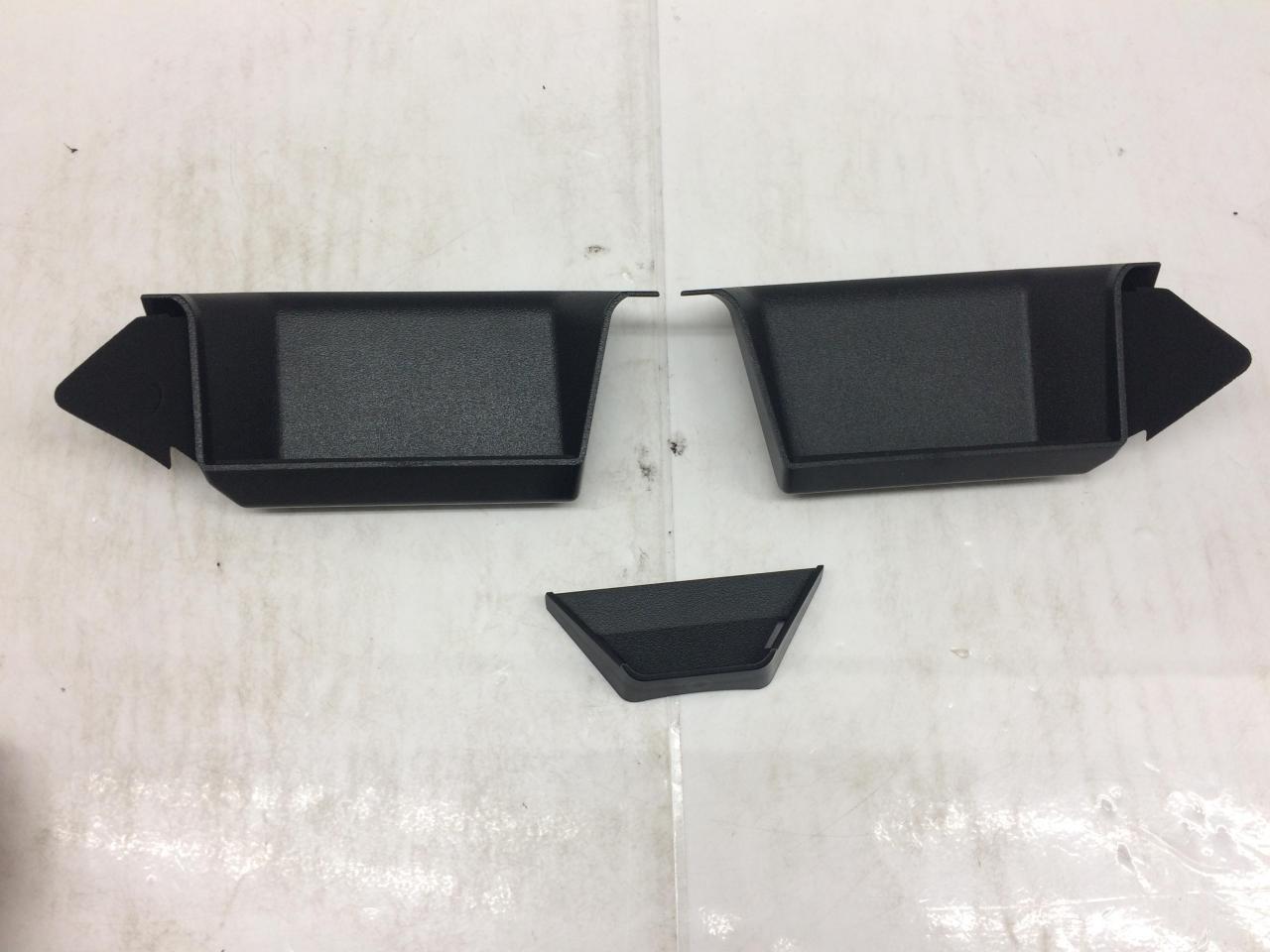 EXEA EE-214 アシストグリップポケット 【ジムニー JB64W / ジムニーシエラ JB74W】 | カー用品 アクセサリーを通販で購入する | 中古カー＆バイク用品の販売ならアップガレージ