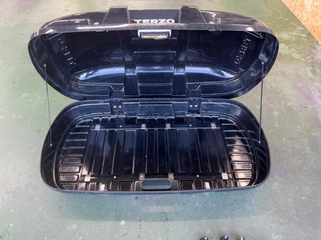 TERZO EA14 マルチトランク (ルーフBOX) | カー用品 キャリア ルーフBOXを通販で購入する | 中古カー＆バイク用品の販売ならアップガレージ