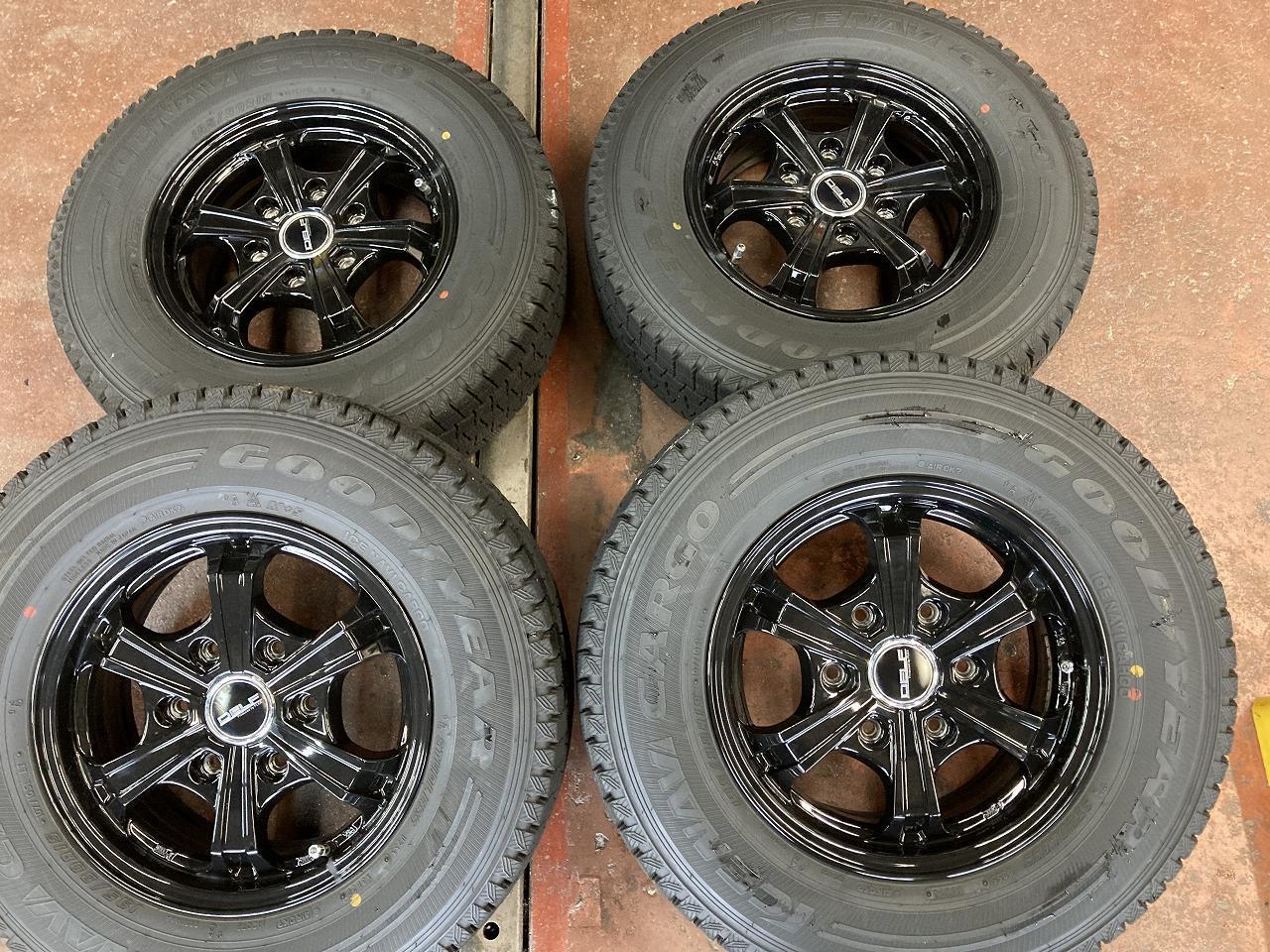 FLEX DELF + GOODYEAR(グッドイヤー) ICENAVI CARGO | カー用品 スタッドレスタイヤホイールセット 15インチスタッドレスタイヤホイールセットを通販で購入する ...