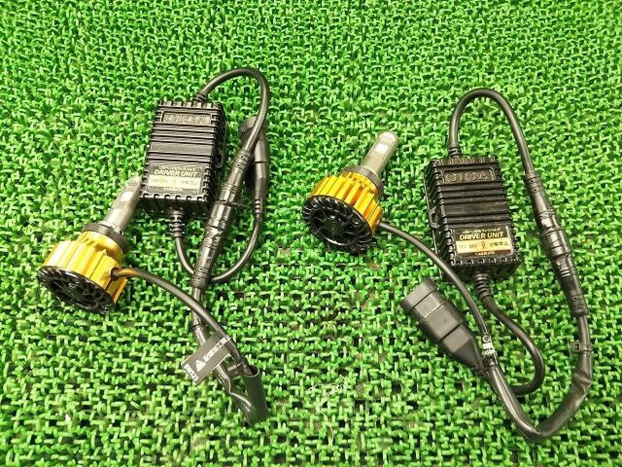 【CAR-MATE】LED バルブGIGA ゴールダー | カー用品 バルブ・HID LEDバルブを通販で購入する | 中古カー＆バイク用品の ...