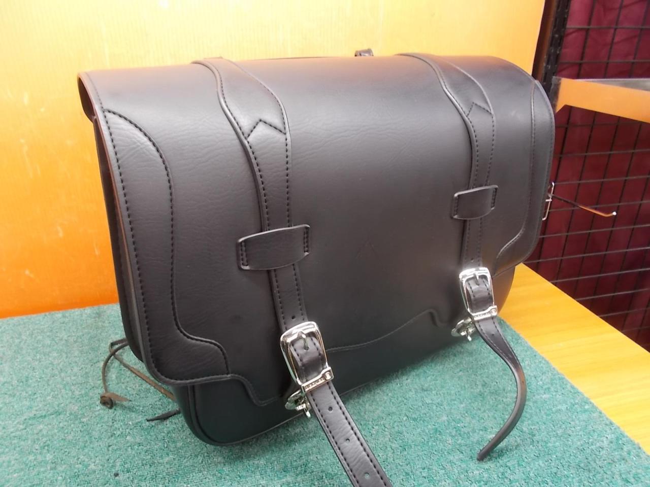 DEGNER(デグナー) DSB-3 シンセティックレザー サドルバッグ 汎用 | バイク用品 ツーリング用品 バッグ(二輪)を通販で購入する | 中古カー＆バイク用品の販売ならアップガレージ