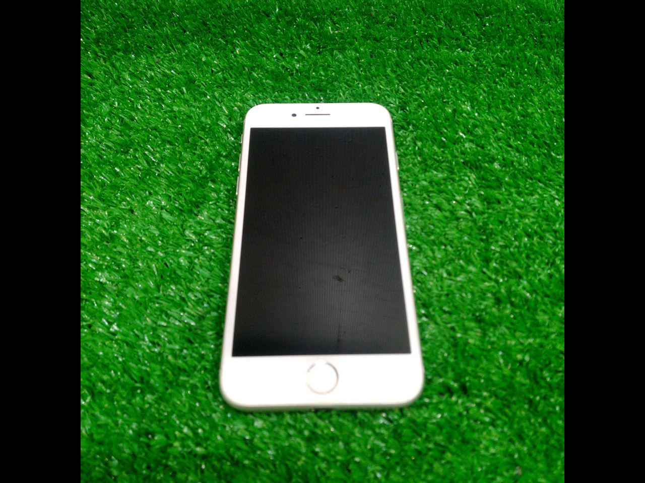 Apple iPhone7 32GB シルバー ☆SIMフリー☆ | カー用品 カーAVアクセサリー iPhoneを通販で購入する | 中古カー＆バイク用品の販売ならアップガレージ