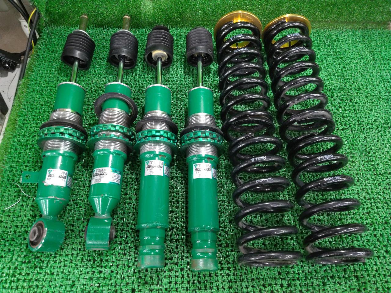 【RB1/2オデッセイ】TEIN SUPER WAGON ネジ式車高調 | カー用品 足まわり 車高調を通販で購入する | 中古カー＆バイク用品の販売ならアップガレージ