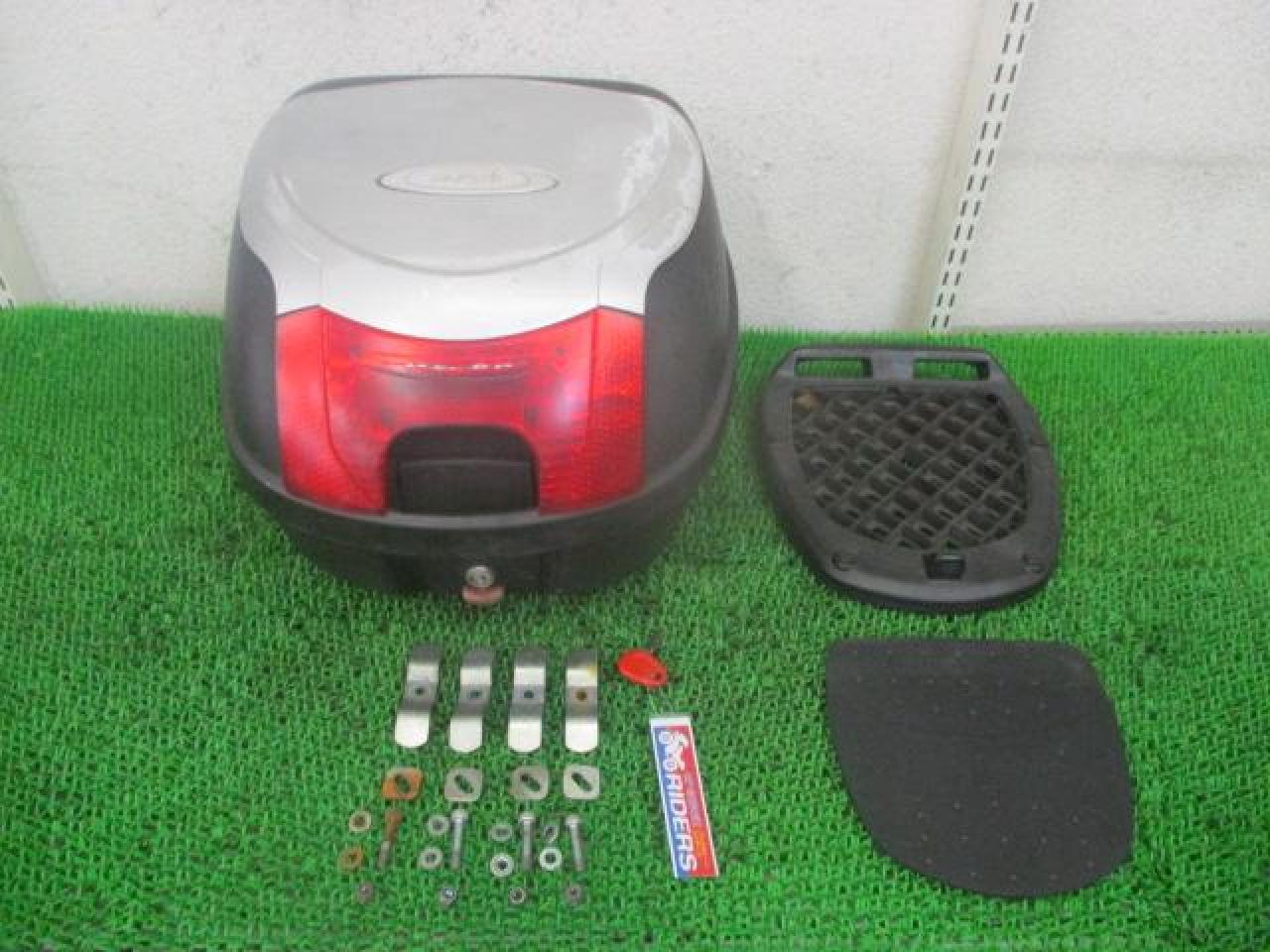 ※値下げしました※【GIVI】リアボックスE26 ベース付き 鍵1個 | バイク用品 ツーリング用品 BOX(二輪)を通販で購入する | 中古カー＆バイク用品の販売ならアップガレージ