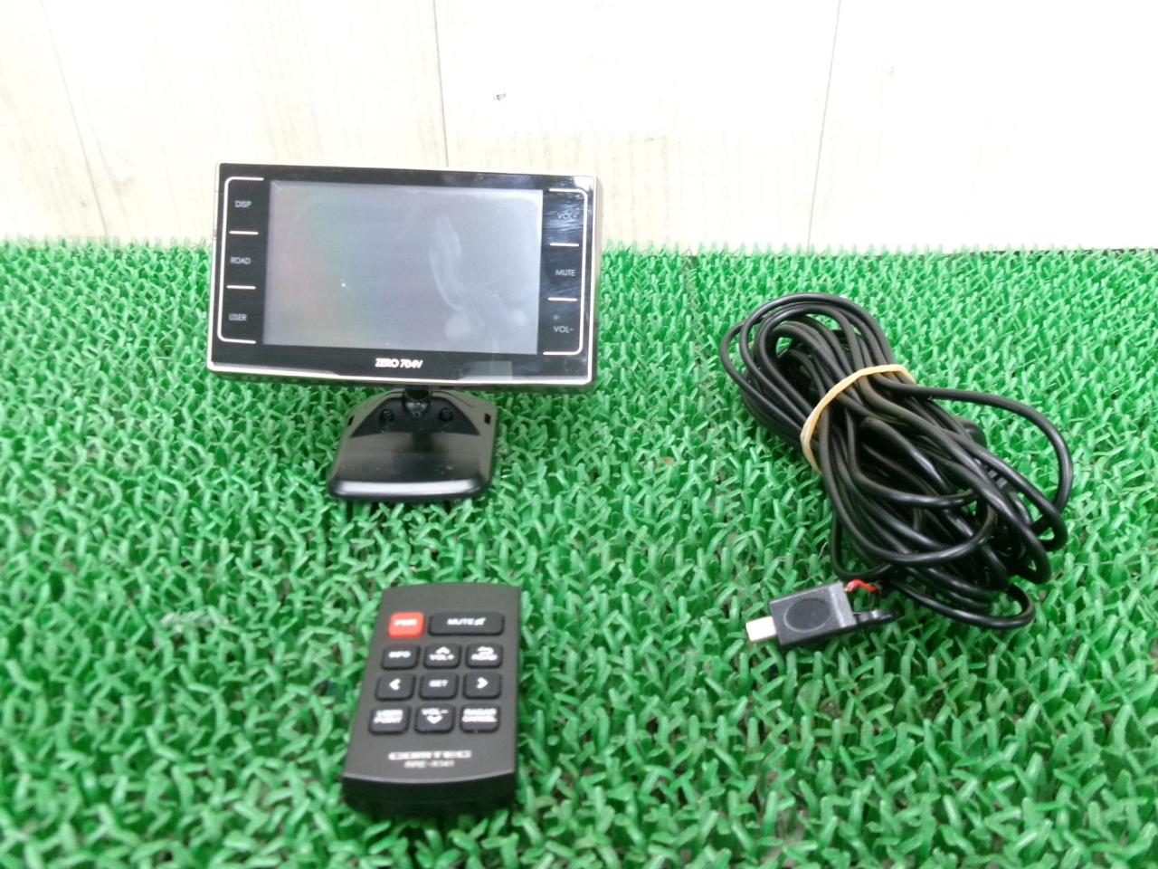 COMTEC(コムテック) ZERO704V GPS一体型3.2インチモニター搭載レーダー探知機 | カー用品 電装系 レーダー探知機の通販 | アップガレージ 中古カー＆バイク用品の買取・販売専門店