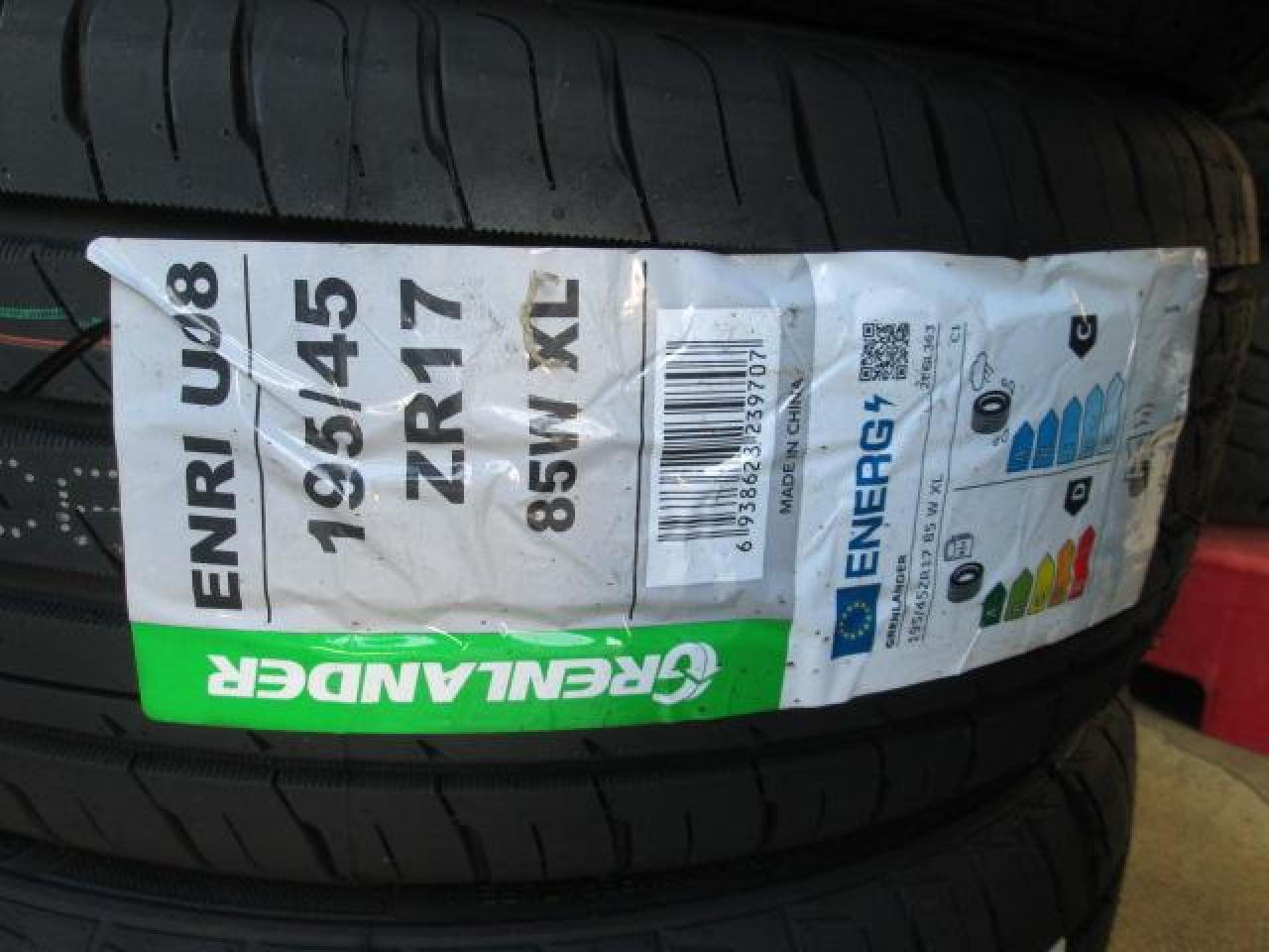 GRENLANDER ENRI U08 195/45/17 | カー用品 タイヤ 17インチタイヤを通販で購入する | 中古カー＆バイク用品の販売ならアップガレージ