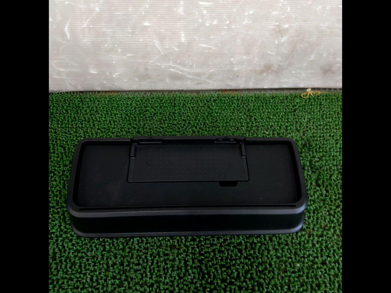 星光産業 EXEA EE-237 ダッシュボード充電トレイ 【ジムニー/JB64 ジムニーシエラ/JB74】 | カー用品 インテリア その他インテリアを通販で購入する | 中古カー＆バイク用 ...