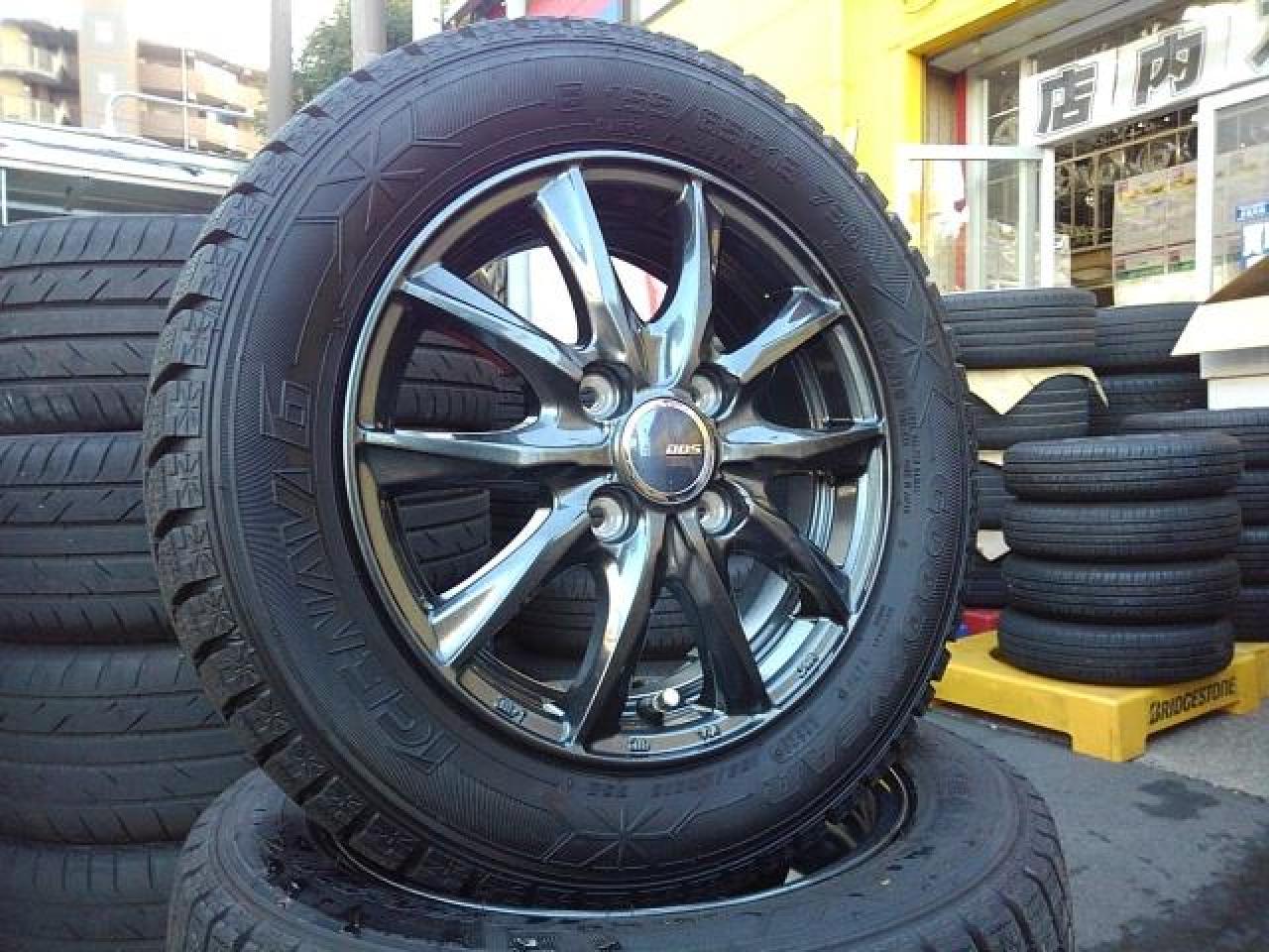 BADX(バドックス) D.O.S.(ディーオーエス) ガビアルⅢ + GOODYEAR(グッドイヤー) ICE NAVI6 | カー用品 スタッドレスタイヤホイールセット 13インチ ...