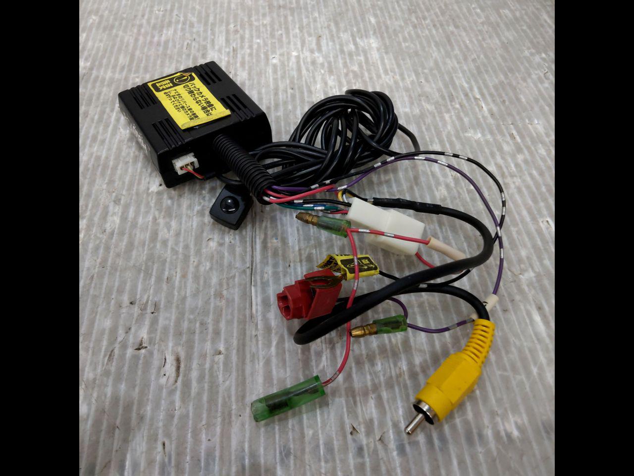 ★6月のお値下げ品!!★ Datasystem バックカメラアダプター RCA018H | カー用品 カーAVアクセサリー オーディオカプラー・ケーブル類を通販で購入する | 中古カー＆バイク ...