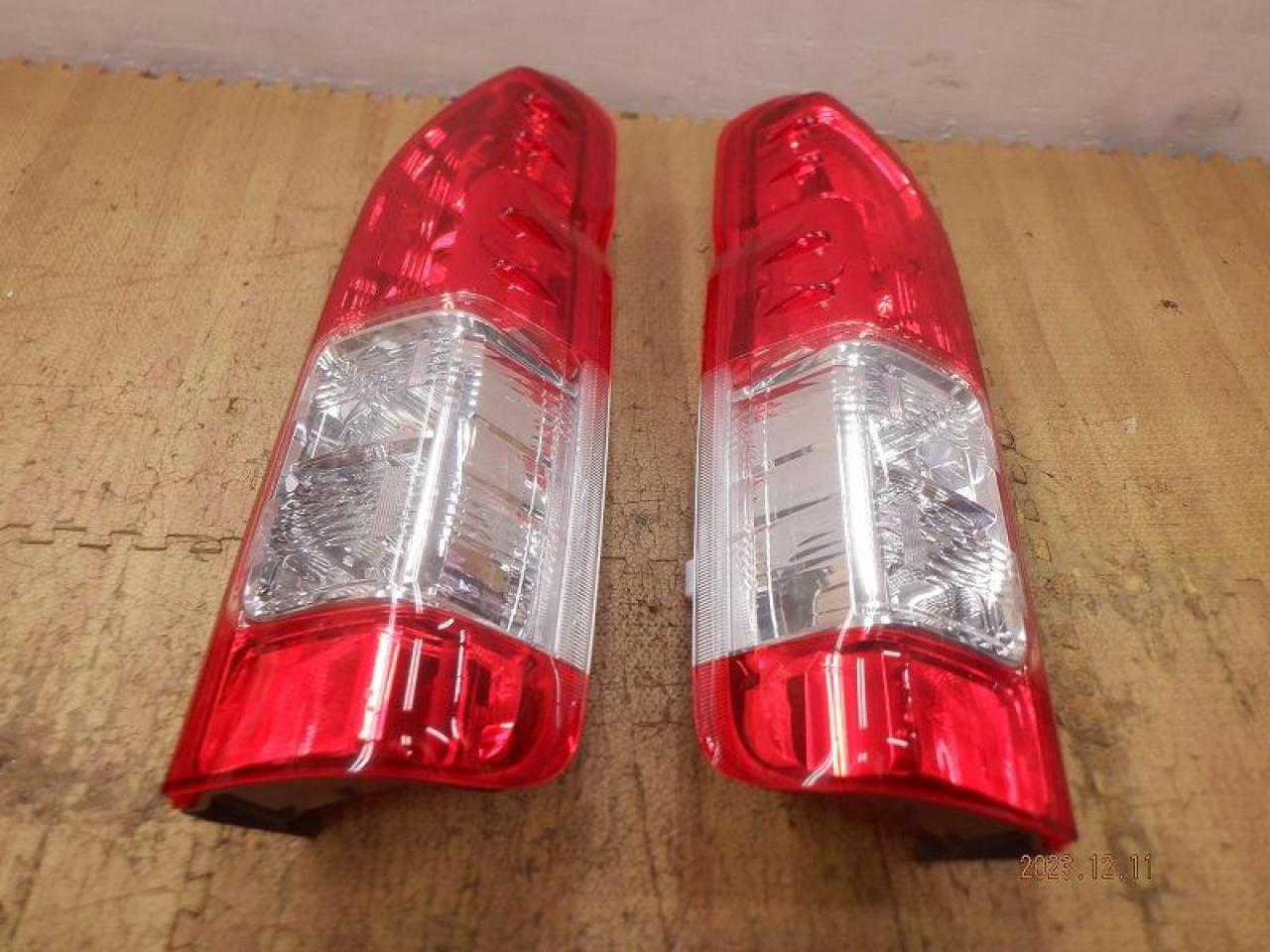 【左右セット】TOYOTA 純正テールレンズ | カー用品 ボディパーツ テールレンズの通販 | アップガレージ 中古カー＆バイク用品の買取 ...