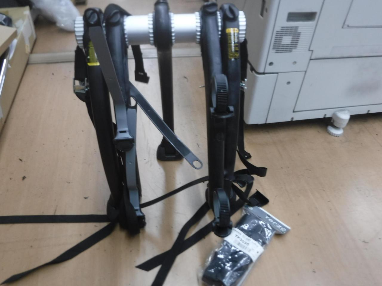 TERZO EC16 + TP3035 サイクルキャリア | カー用品 キャリアを通販で購入する | 中古カー＆バイク用品の販売ならアップガレージ