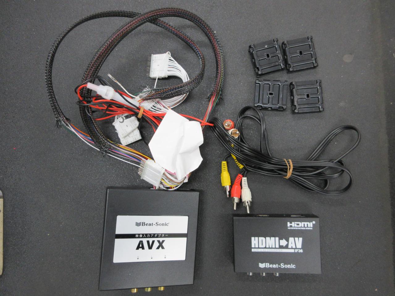 値下げしました! Beat-Sonic IF36 インターフェイスアダプター + Beat-Sonic AVX05 映像入力アダプター | 中古品 | アップガレージ 姫路店 | カー用品 ...