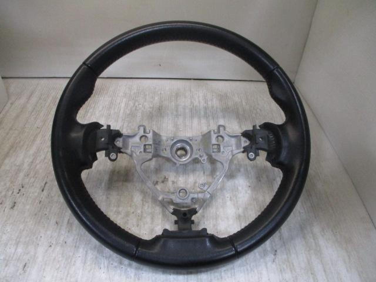 5,500-より値下げ♪】 トヨタ純正 80系 ヴォクシー前期純正レザーステアリング【GS120-05940】 | カー用品 インテリア ステアリングを通販で購入する | 中古カー＆バイク用品 ...