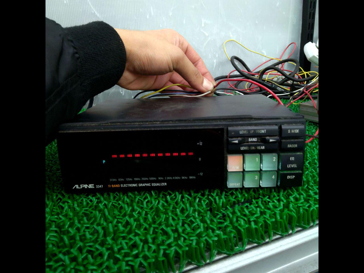 ALPINE 3347 グラフィックイコライザー | カー用品 ヘッドユニット その他ヘッドユニットの通販 | アップガレージ 中古カー ...