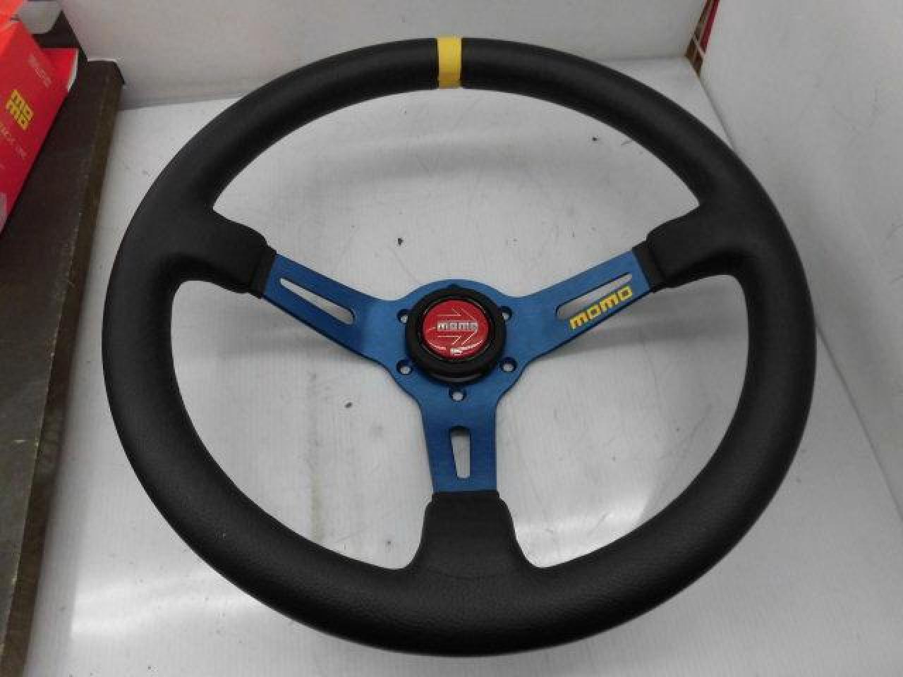 MOMO MOD(モデル).08 型番:M-59 | 中古品 | アップガレージ 小牧南インター店 | カー用品 インテリア ステアリングを ...