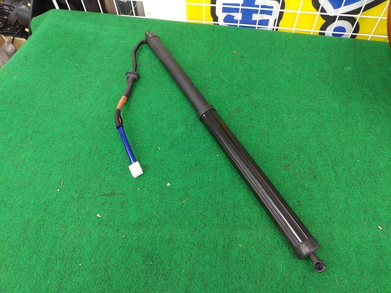 【トヨタ純正】[68920-76010] パワーバックドアユニット 1本 | カー用品 電装系 その他電装系を通販で購入する | 中古カー ...