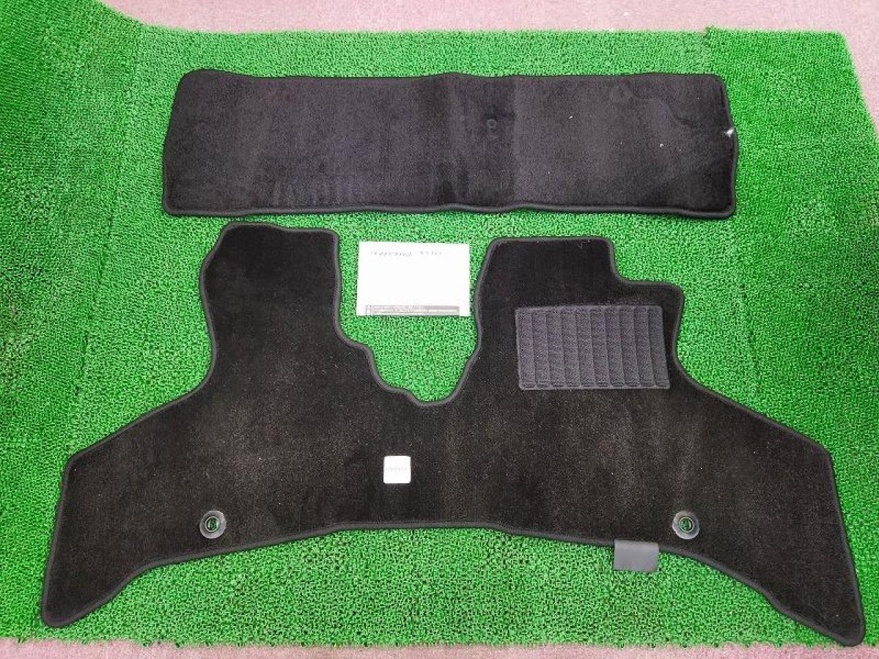 ダイハツ(DAITHATSU) 純正カーペットマット プレミアム 08210-K5066/08210-K5074 | カー用品 インテリア ...