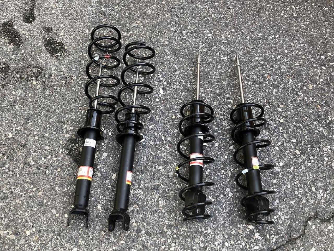 【値下げ】マツダ純正[N288 34 700A]純正サスキット | 中古品 | アップガレージ 滋賀彦根店 | カー用品 足まわり サスキット ...