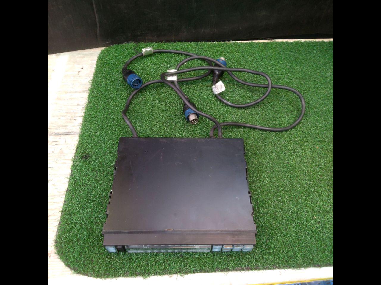 ALPINE 3317 グラフィックイコライザー | カー用品 ヘッドユニット その他ヘッドユニットを通販で購入する | 中古カー＆バイク用品 ...