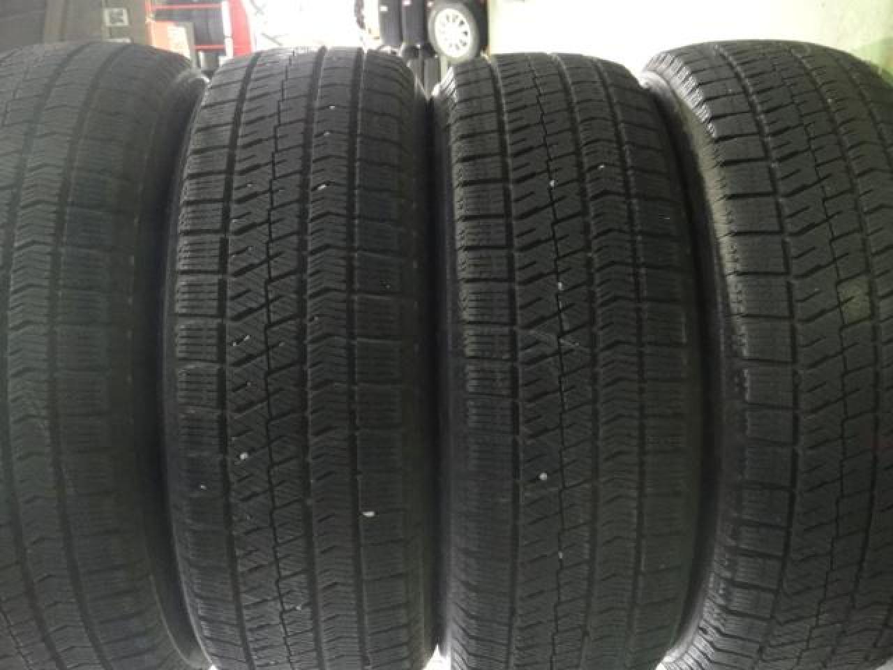 BRIDGESTONE BLIZZAK VRX2 195/60R16 4本セット | カー用品 スタッドレスタイヤ 16インチスタッドレスタイヤを通販で購入する | 中古カー＆バイク用品の販売 ...