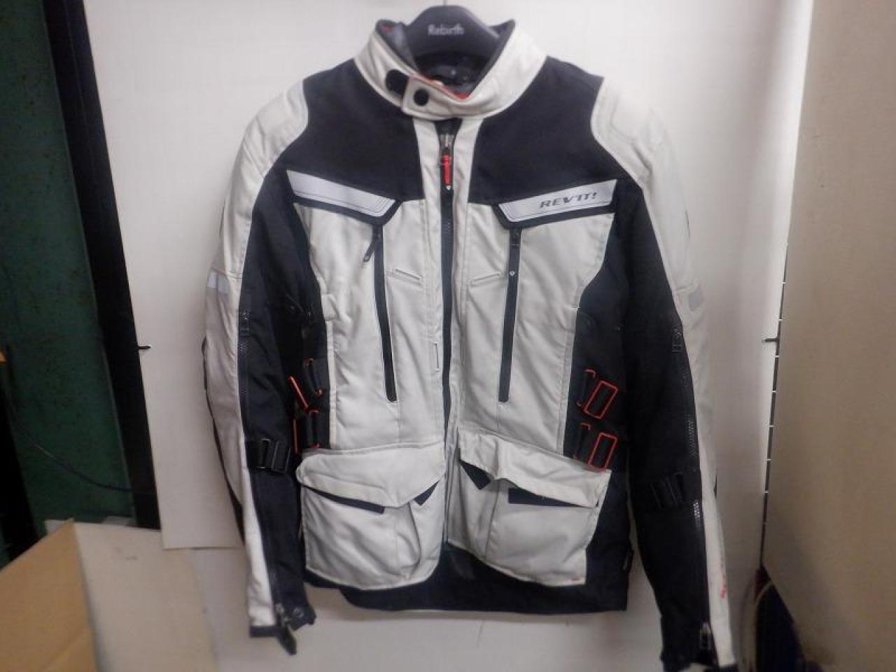 REVIT SAND2 | 中古品 | アップガレージ ライダース美原北インター店 | バイク用品 ウエア ジャケット(二輪)を通販で購入する ...