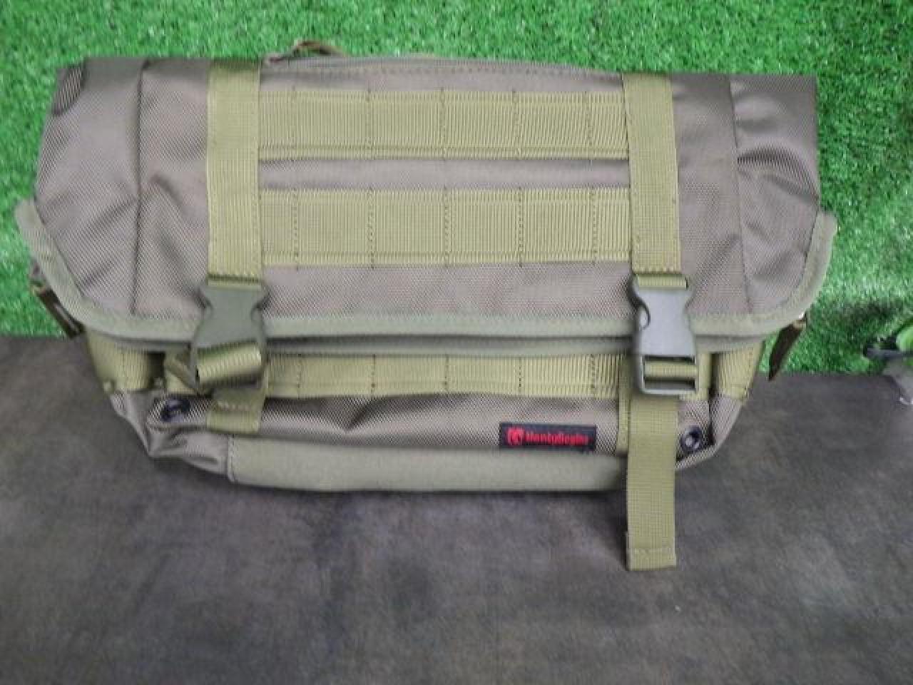 【HenlyBegins】ヘンリービギンズ 34202 DHS-33 サドルバッグWR 6L グリーン | 中古品 | アップガレージ ライダース柏店 | バイク用品 ツーリング用品 バッグ ...