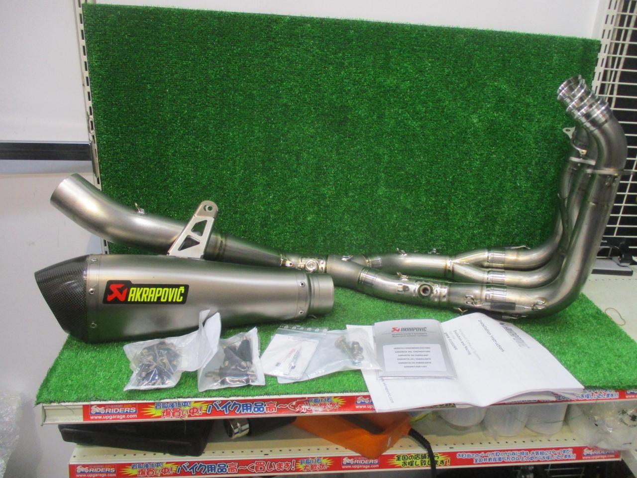 【AKRAPOVIC】 S-B10E-CZT エボリューション コニカルシェイプドチタン BMW S1000RR 15-18年 未使用品 ...