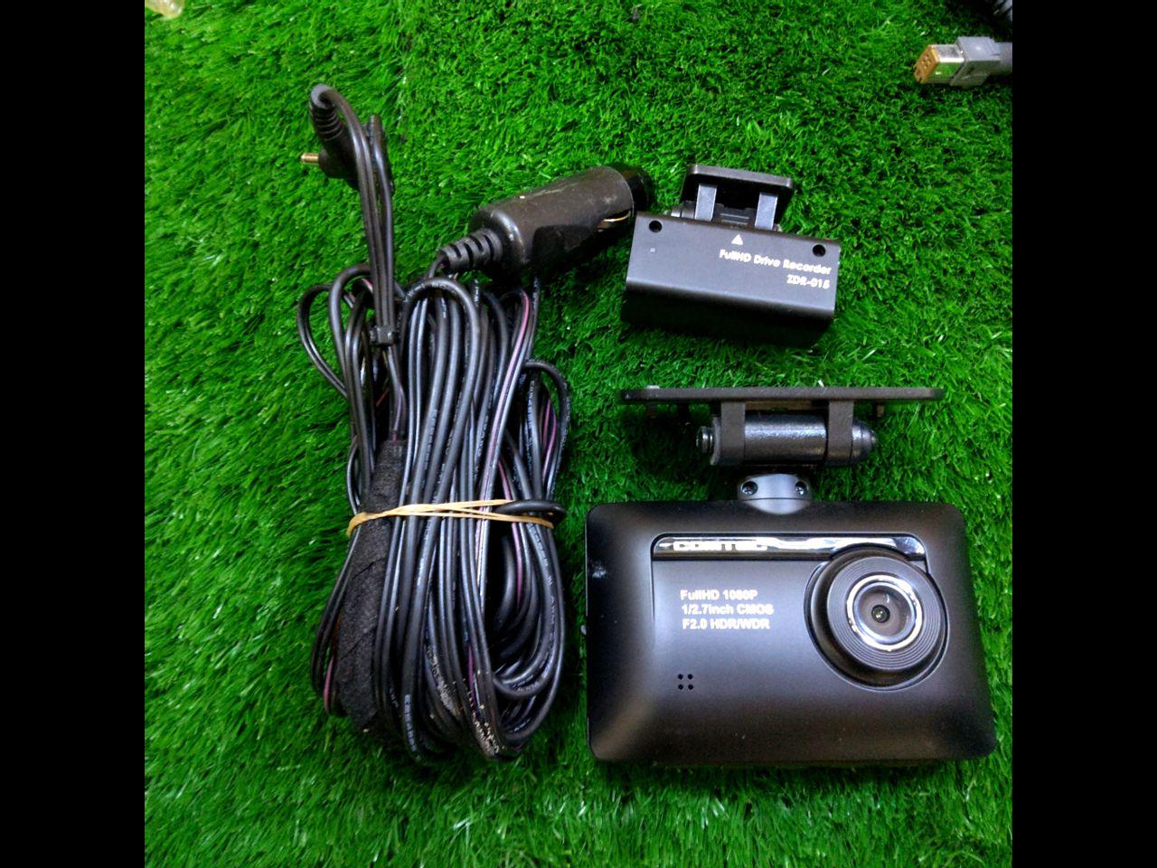 COMTEC ZDR-015 | カー用品 カーAVアクセサリー ドライブレコーダーを通販で購入する | 中古カー＆バイク用品の販売ならアップガレージ