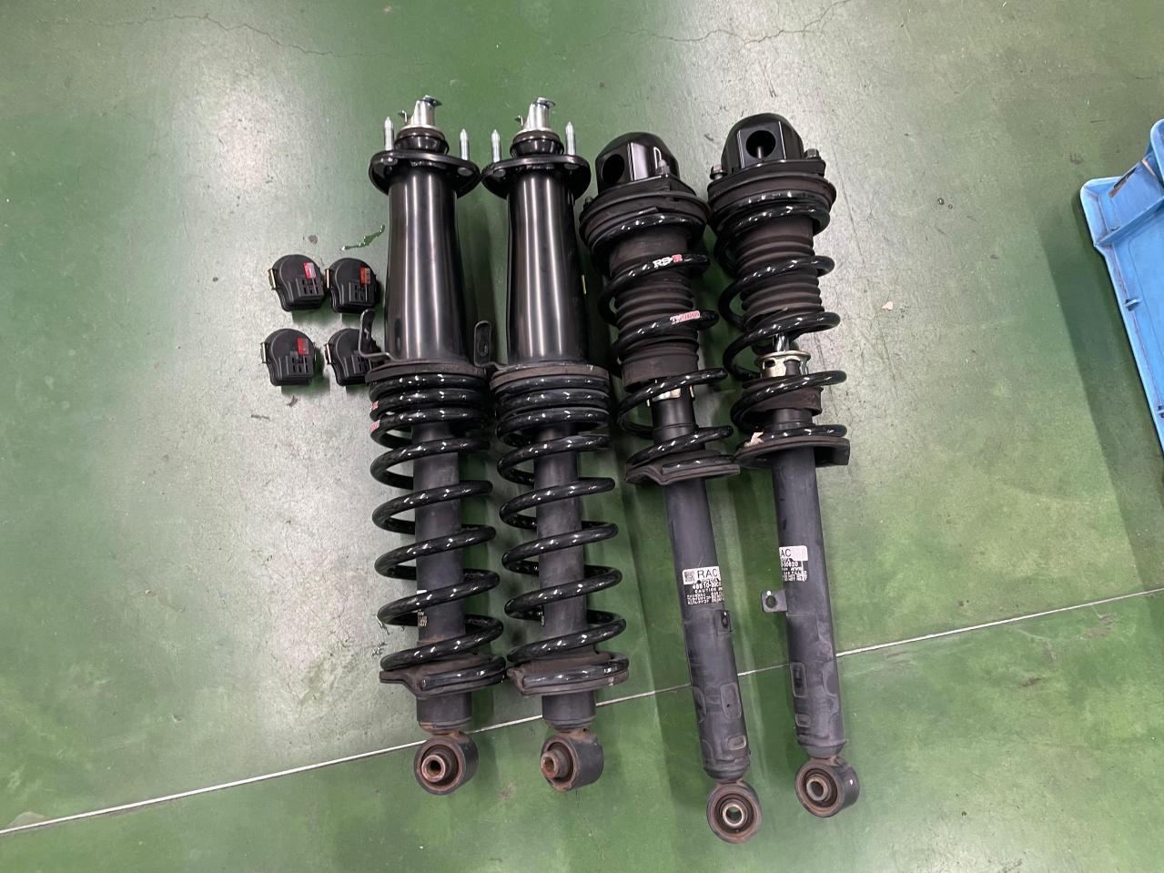 トヨタ 210系クラウン ハイブリッド 前期 純正サスキット + RS-R ダウンサス Ti2000 Half DOWN 【クラウン ハイブリッド AWS210】 | カー用品 足まわり サス ...