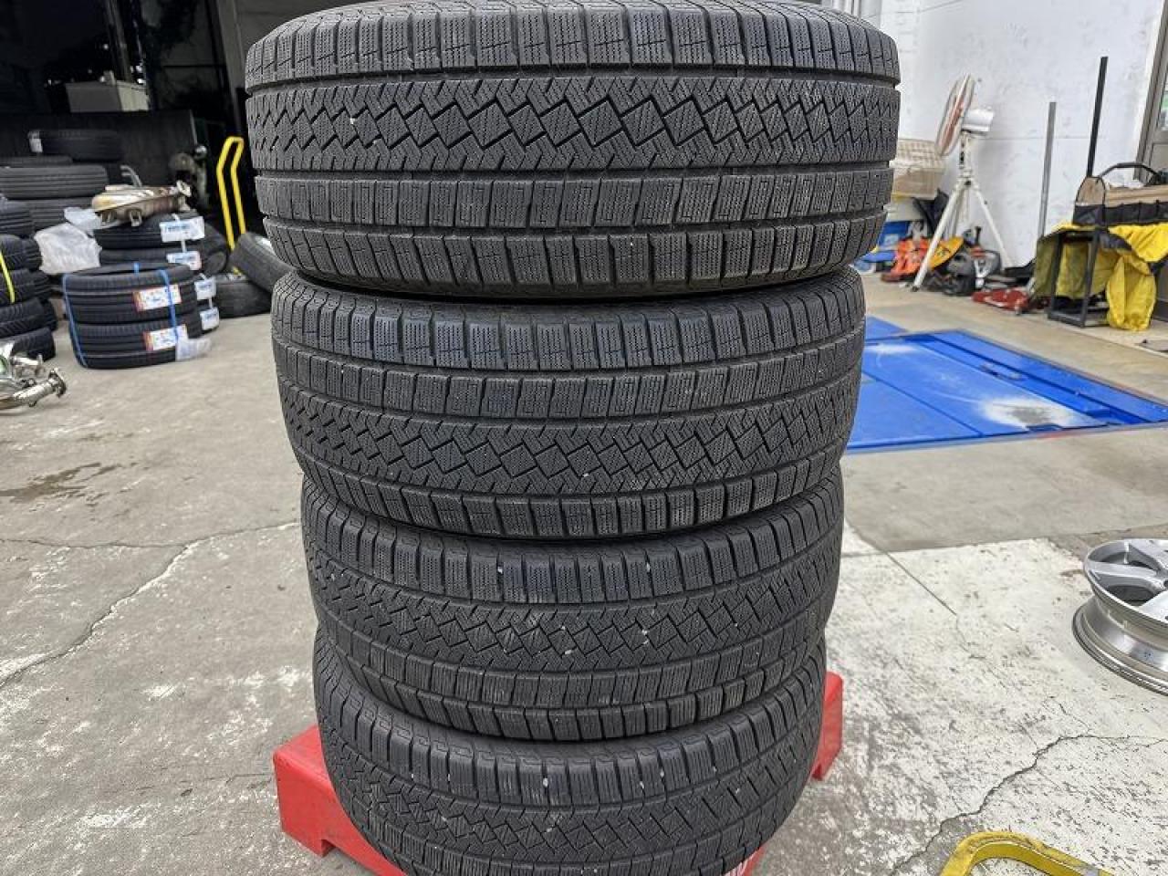PIRELLI ICE ZERO ASIMMETRICO 235/55R18 4本セット | カー用品 スタッドレスタイヤ 18インチスタッドレスタイヤを通販で購入する | 中古カー＆バイク用 ...