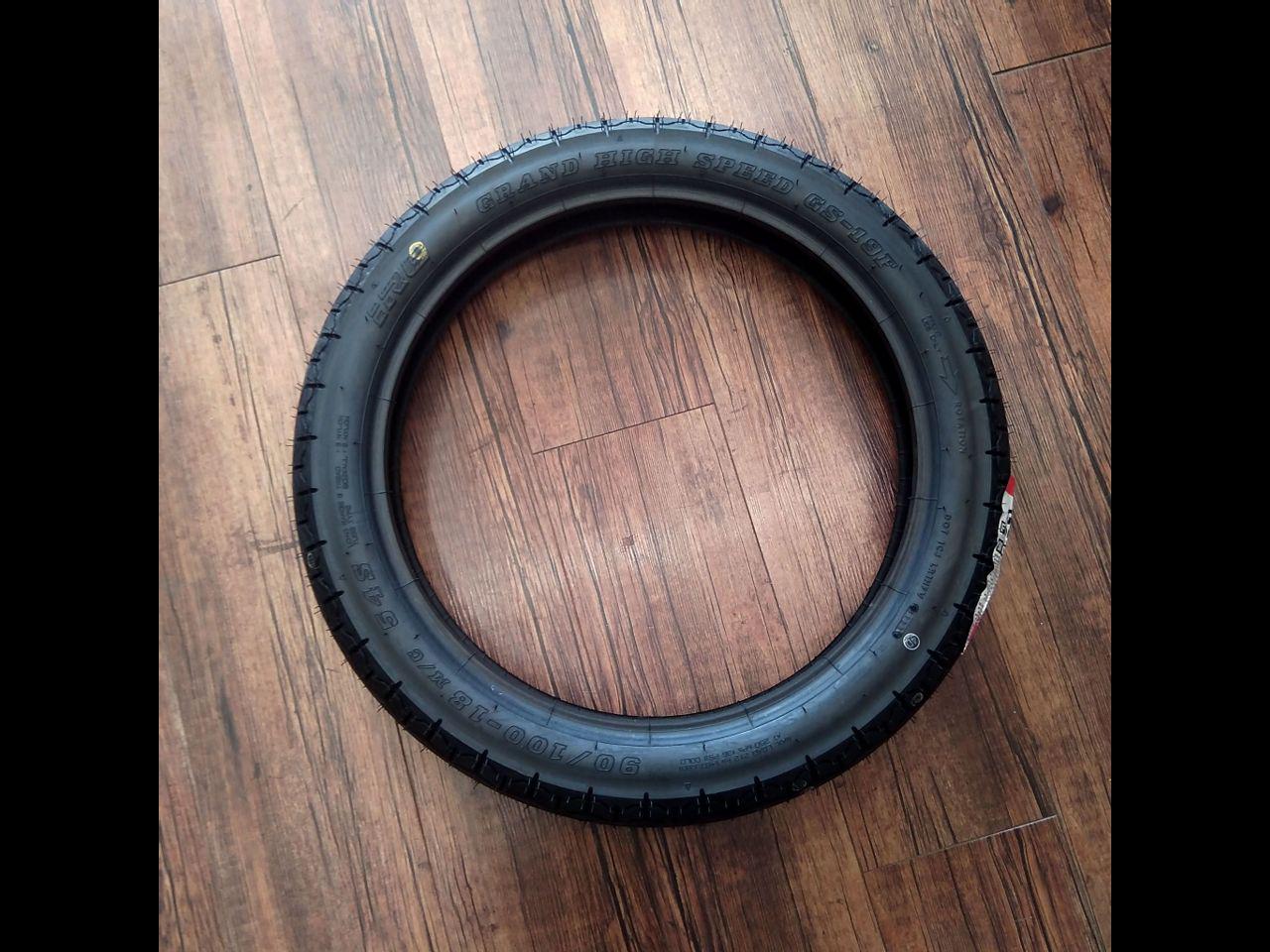 【大幅値下げ!】IRC CLASSIC GS-19 90/100 18M/C 54 S | バイク用品 ホイール・タイヤ タイヤ(二輪)を通販 ...