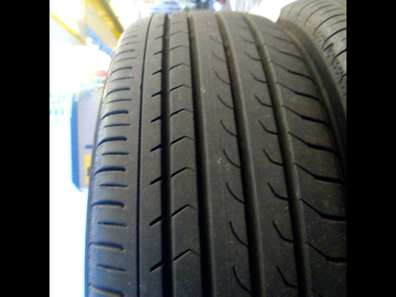 【YOKOHAMA】BluEarth-RV RV03 185/65R15 | カー用品 タイヤ 15インチタイヤを通販で購入する | 中古カー＆バイク用品の販売ならアップガレージ