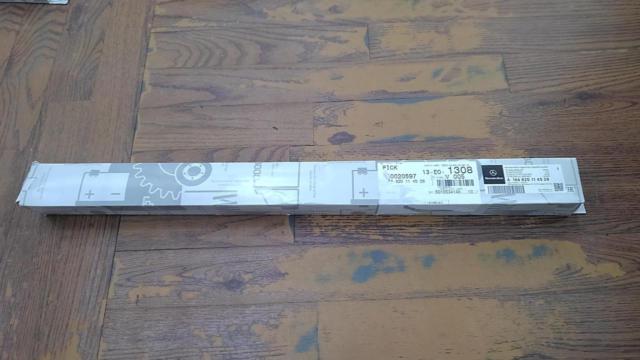 メルセデスベンツ ワイパーA1668201145 | カー用品 メンテナンス ワイパーを通販で購入する | 中古カー＆バイク用品の販売なら ...