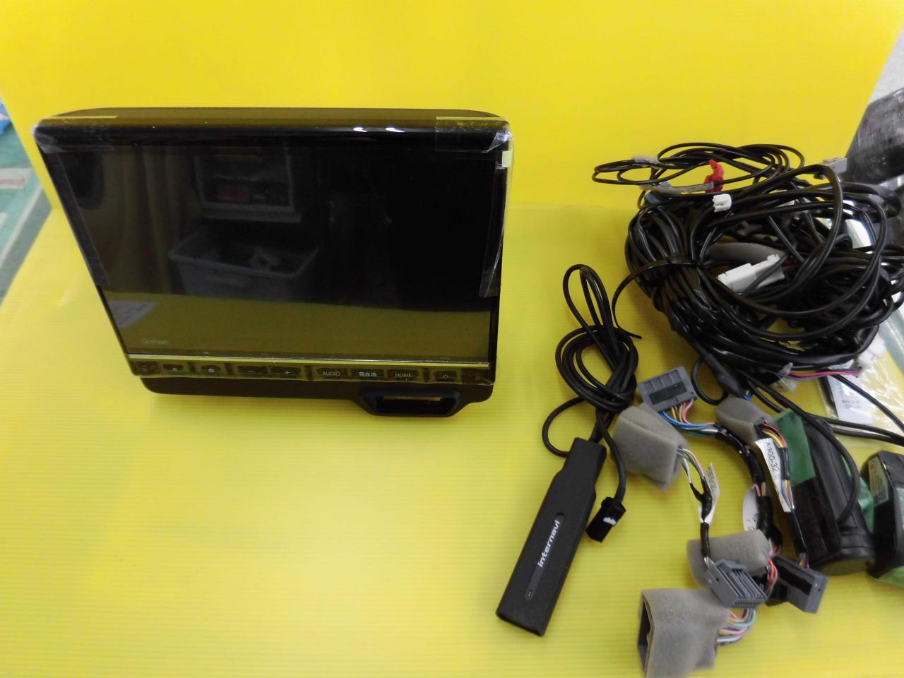 Gathers LXU-237NBi 9インチプレミアムインターナビ | カー用品 カーナビ(地デジ） AV一体メモリーナビ（地デジ）を通販で購入する | 中古カー＆バイク用品の販売ならアップガレージ