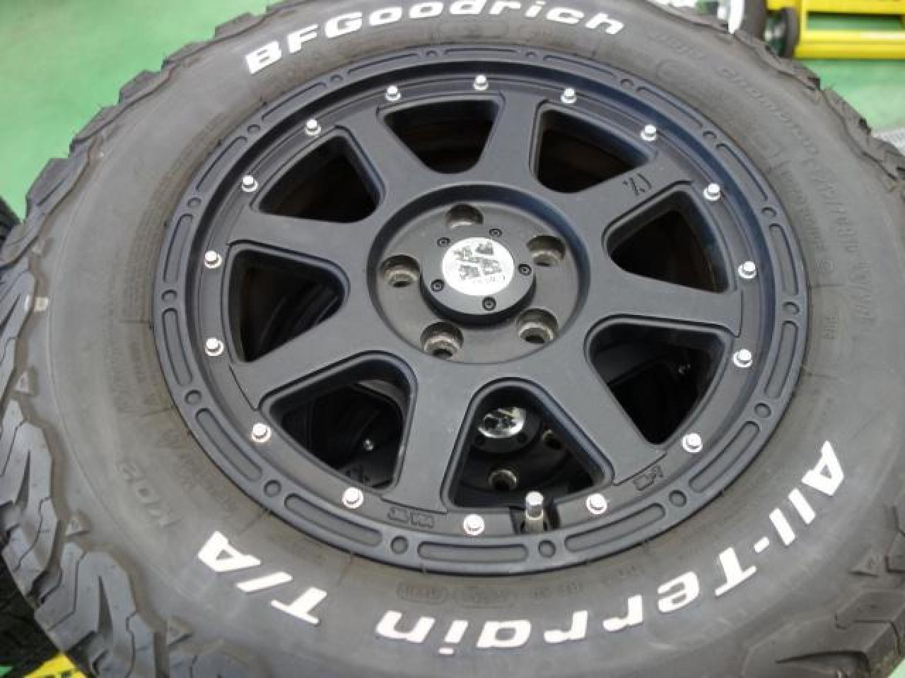 MLJ XTREME-J + BFGoodrich All-Terrain T/A KO2 215/70-16(X03357) | 中古品 | アップガレージ 新潟新発田店 | カー用品 ...