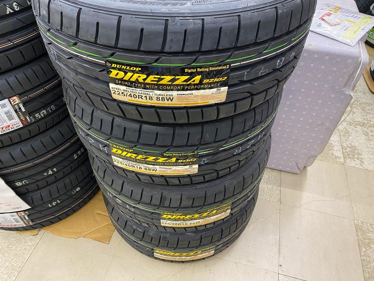 DUNLOP(ダンロップ) DIREZZA DZ102 225/40R18 2023年製 4本 | カー用品 タイヤ 18インチタイヤを通販で購入する | 中古カー＆バイク用品の販売ならアップガレージ