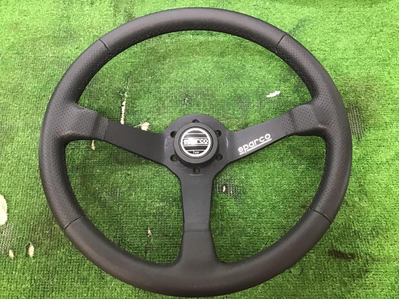 SPARCO [R368] ステアリング ※レザー仕様に貼り替え | 中古品 | アップガレージ 鈴鹿店 | カー用品 インテリア ...