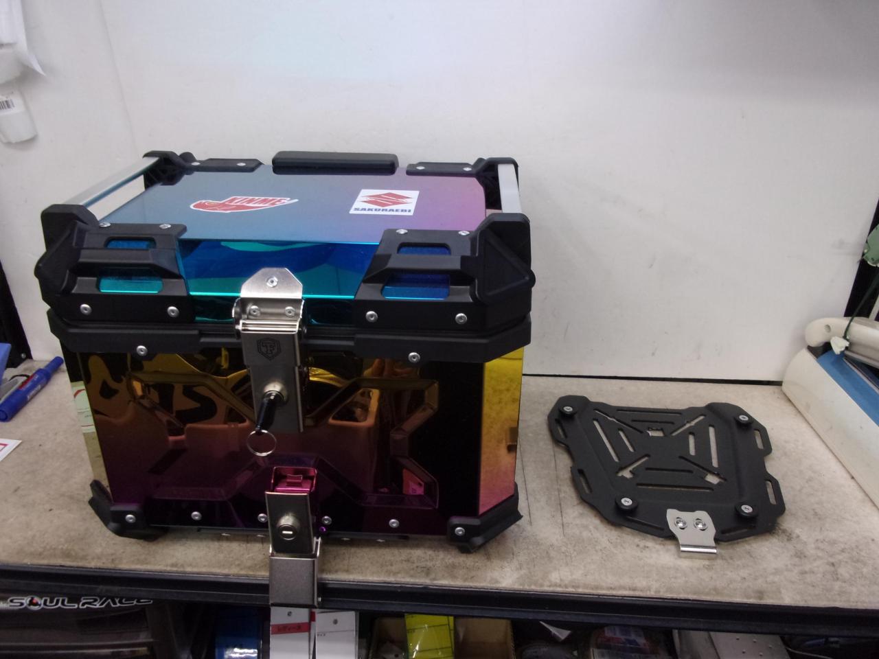 【fkstyle】リアボックス | バイク用品 ツーリング用品 BOX(二輪)を通販で購入する | 中古カー＆バイク用品の販売ならアップガレージ