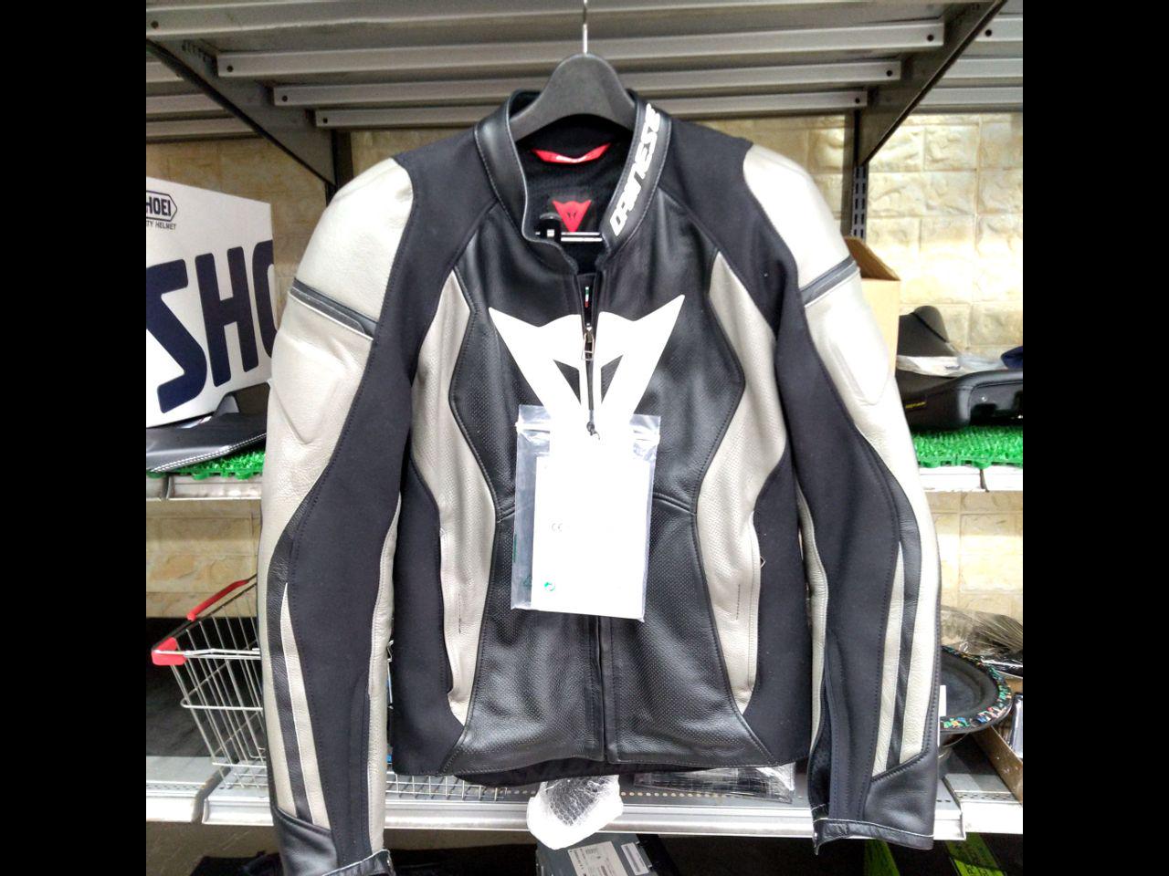 DAINESE(ダイネーゼ) NEXUS LEATHER JACKET | バイク用品 ウエア ジャケット(二輪)を通販で購入する | 中古 ...