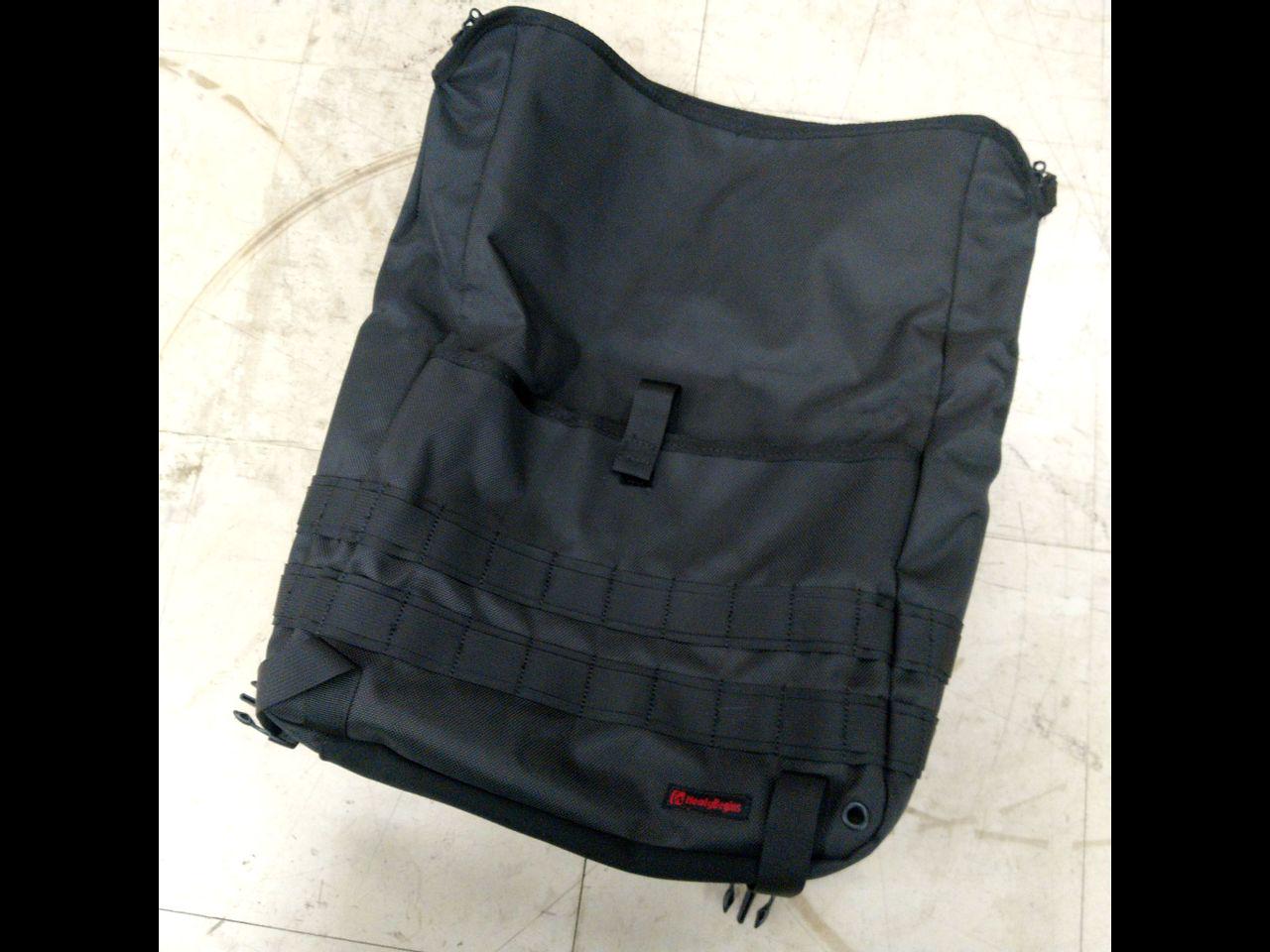 DAYTONA(デイトナ)/HenlyBegins(ヘンリービギンズ) サドルバックWR/DHS-20/21774【容量10L】 | バイク用品 ツーリング用品 バッグ(二輪)を通販で購入する ...