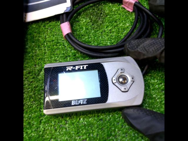 【BLITZ】SI DRIVE CONTROLLER 【値下げしました】 | 中古品 | アップガレージ 横浜戸塚店 | カー用品 電装系 ブーストコントローラーを通販で購入する | 中古カー ...