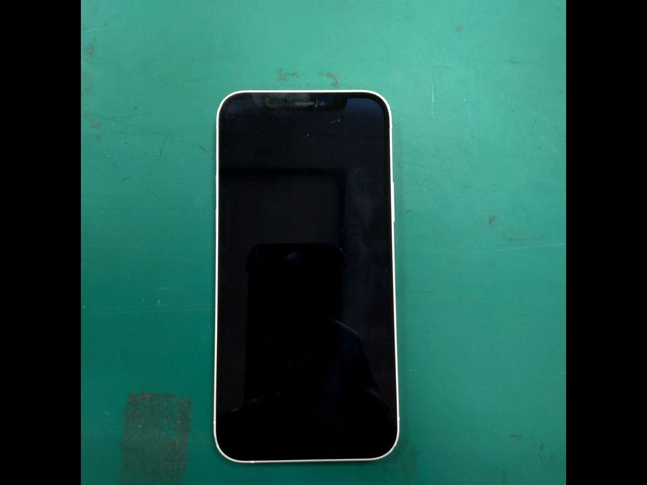 【Apple】iPhone12 SIMフリー 64GB ホワイト | カー用品 カーAVアクセサリー iPhoneを通販で購入する | 中古カー＆バイク用品の販売ならアップガレージ